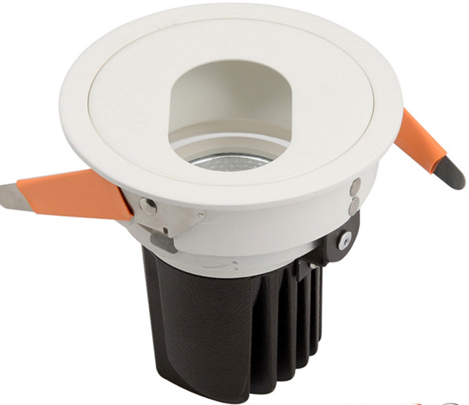 White Adjustable Dimmable LED Downlights , Ceiling Mounted Wall Washer ...