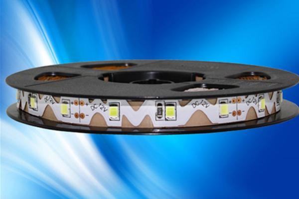 Dimmable / Twisted Flexible Led Strip Lights 2835 SMD Bendable 12v 9.6W/M